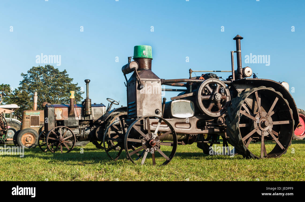 One vintage tractor on display at a tractor show Stock Photo - Alamy