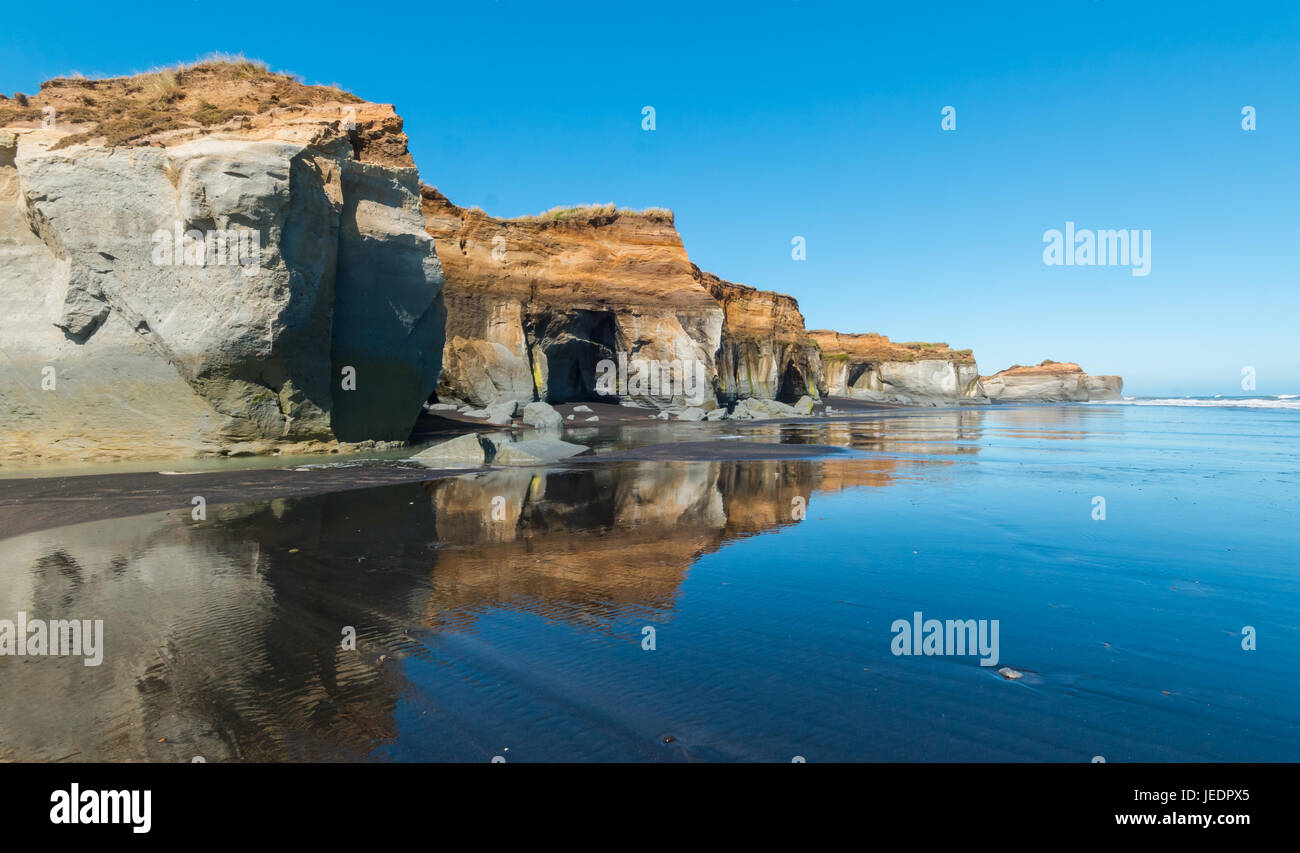When the tide goes out hi-res stock photography and images - Alamy