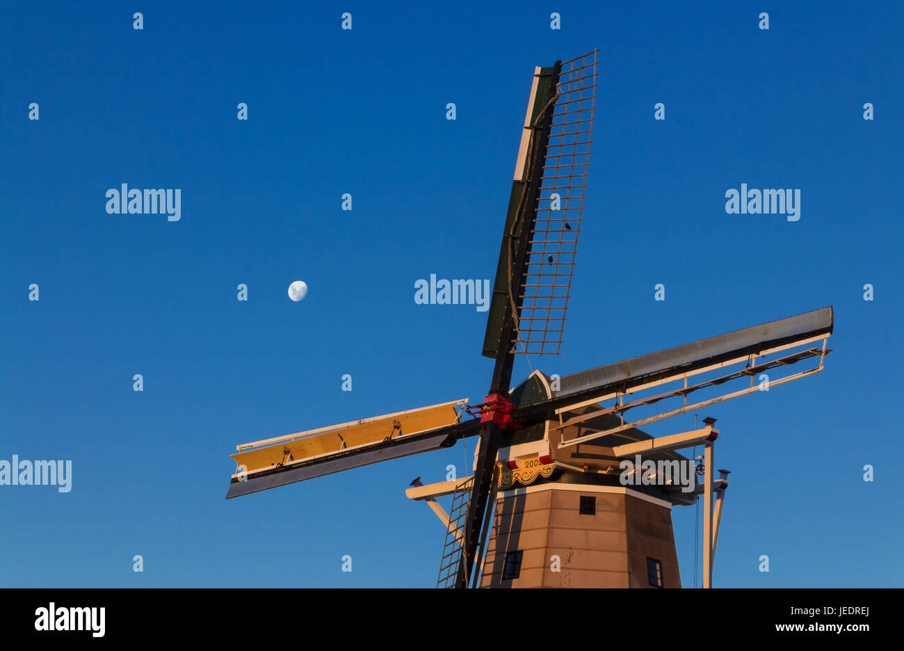 Windmill blades hi-res stock photography and images - Alamy