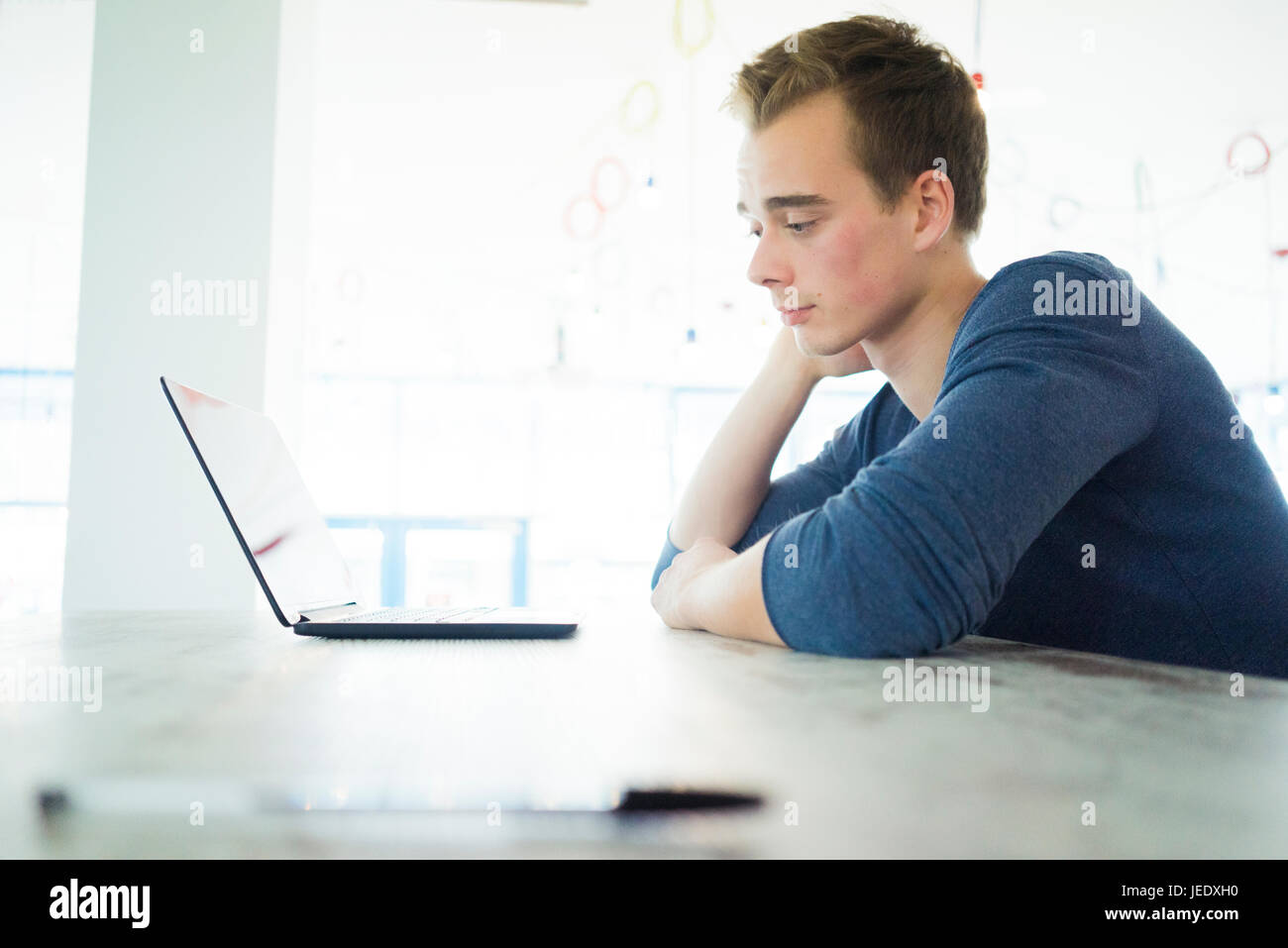 Computer person worried hi-res stock photography and images - Alamy