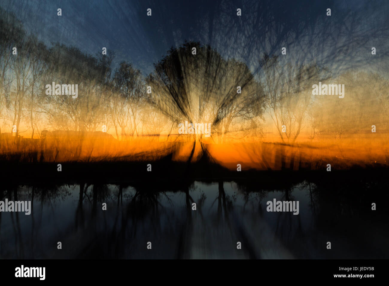 Dawn of light hi-res stock photography and images - Alamy