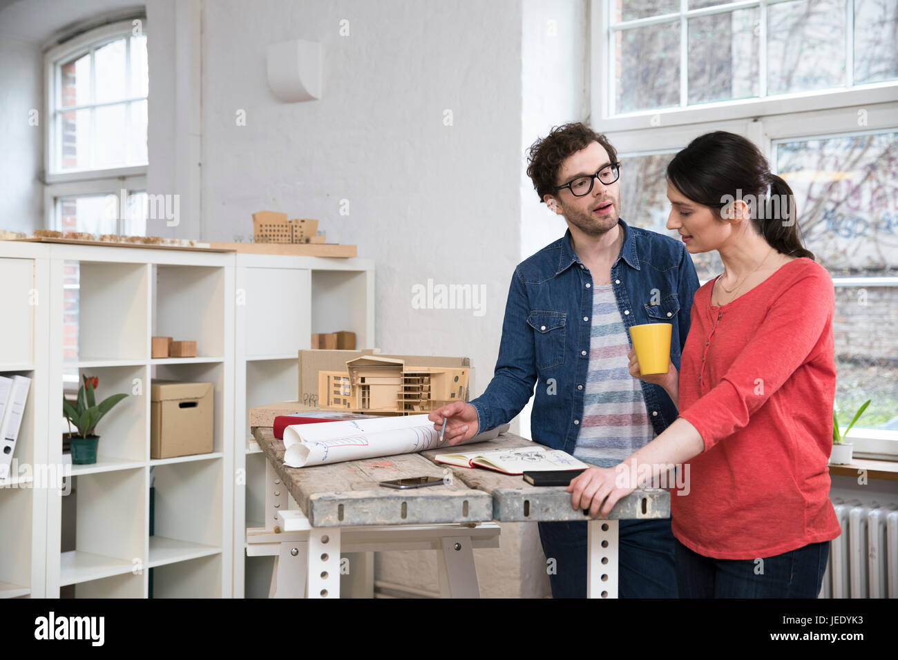 Coworker draft hi-res stock photography and images - Alamy