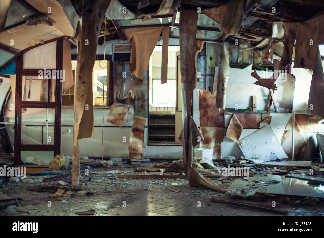 Shipwreck interior hi-res stock photography and images - Alamy
