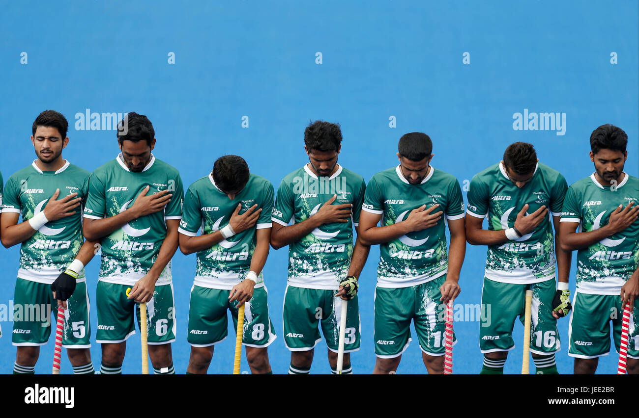 Pakistan national anthem hi-res stock photography and images - Alamy