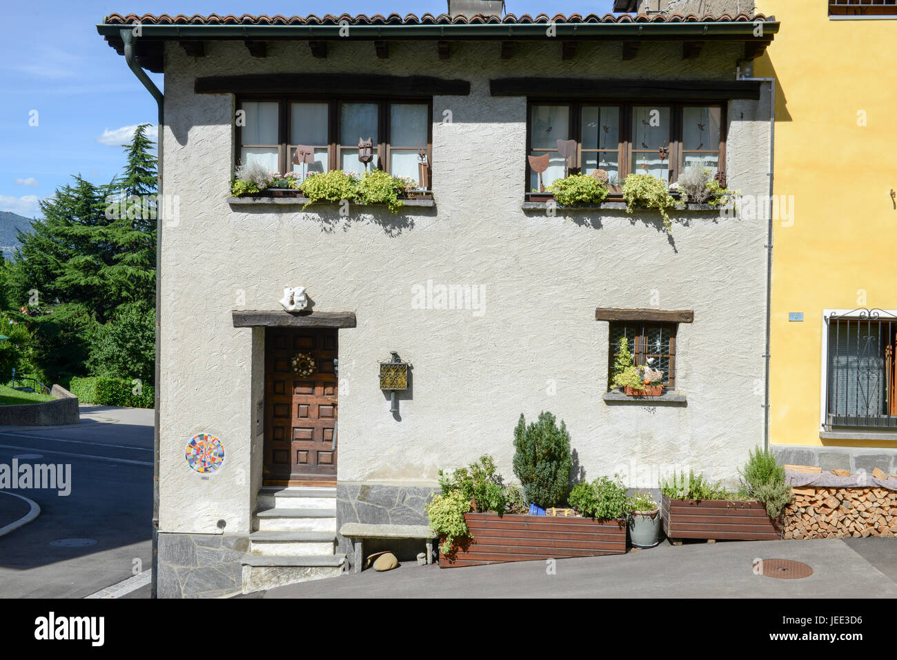 Sorengo hi-res stock photography and images - Alamy