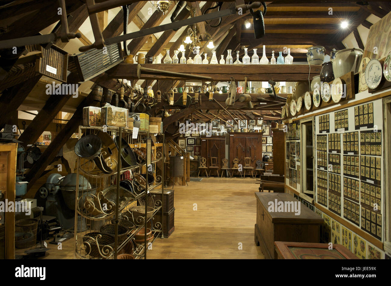 Museum exhibits hi-res stock photography and images - Alamy