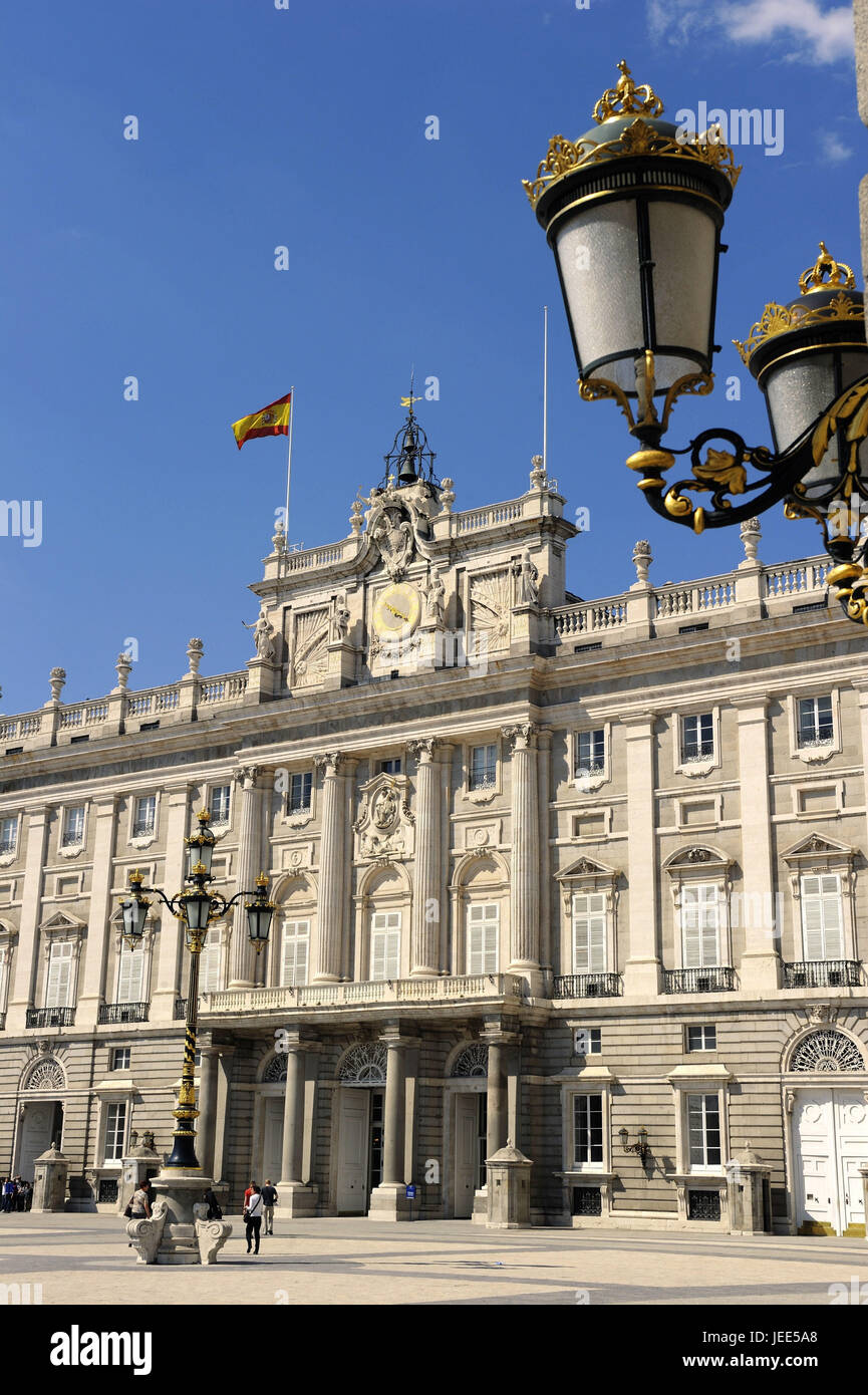 Real madrid square hi-res stock photography and images - Alamy