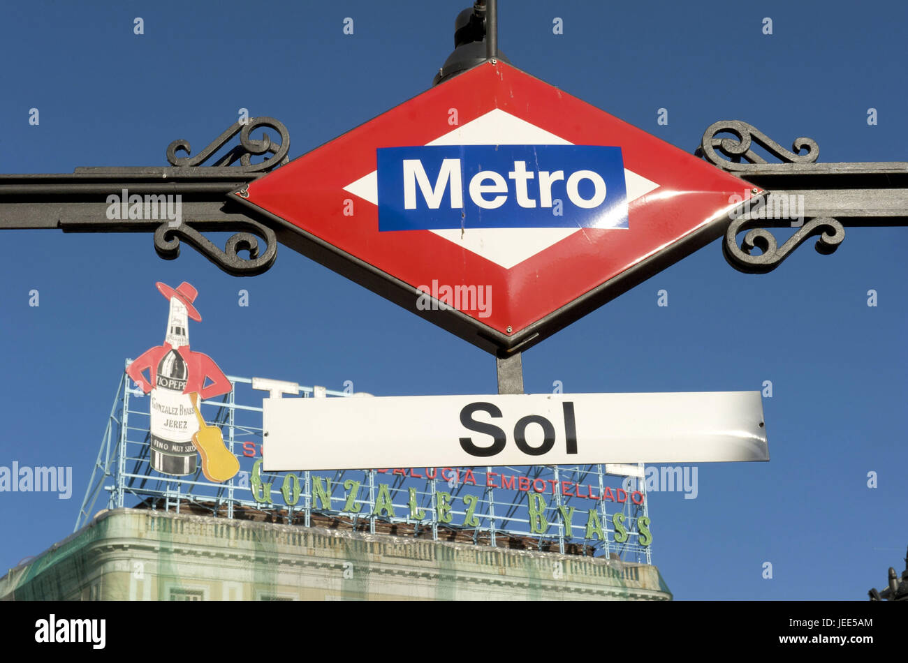 Spain, Madrid, metro, sign Stock Photo - Alamy