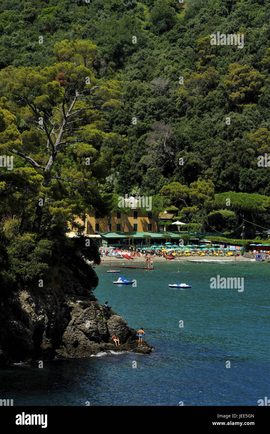 Italy, Liguria, Riviera Tu the Levant, Portofino, Costa Paraggi, bay ...