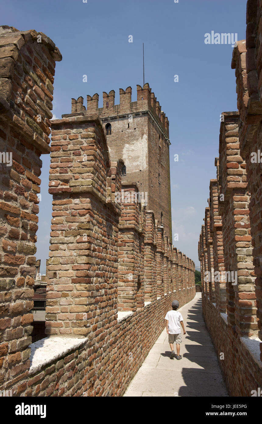 Verona italy castelvecchio castle hi-res stock photography and images ...