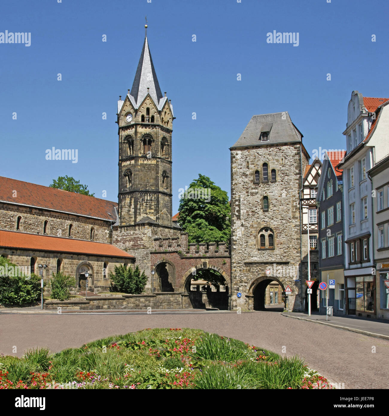 Germany, Thuringia, Eisenach, Nikolaikirche, Nikolaitor, gate, church ...