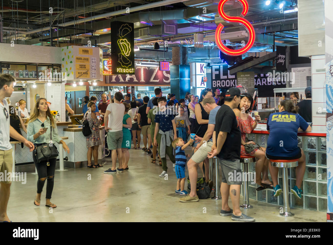 Foodies crowd and queue up the newly opened Dekalb Market Hall located ...