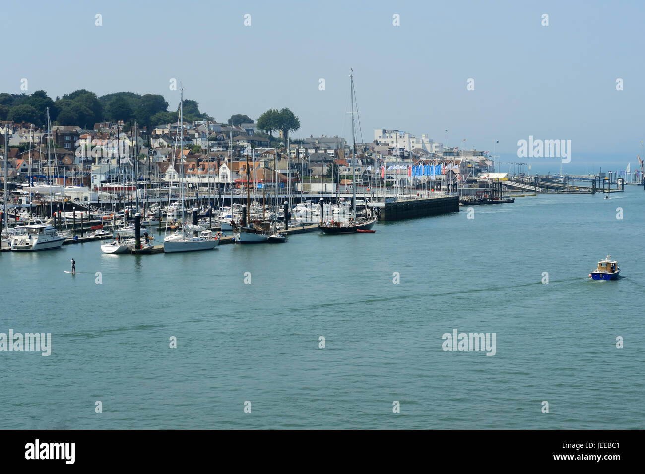 Boats at East Cowes on the Isle of Wight Stock Photo - Alamy