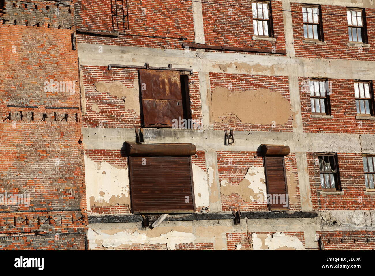 Old rebar hi-res stock photography and images - Alamy