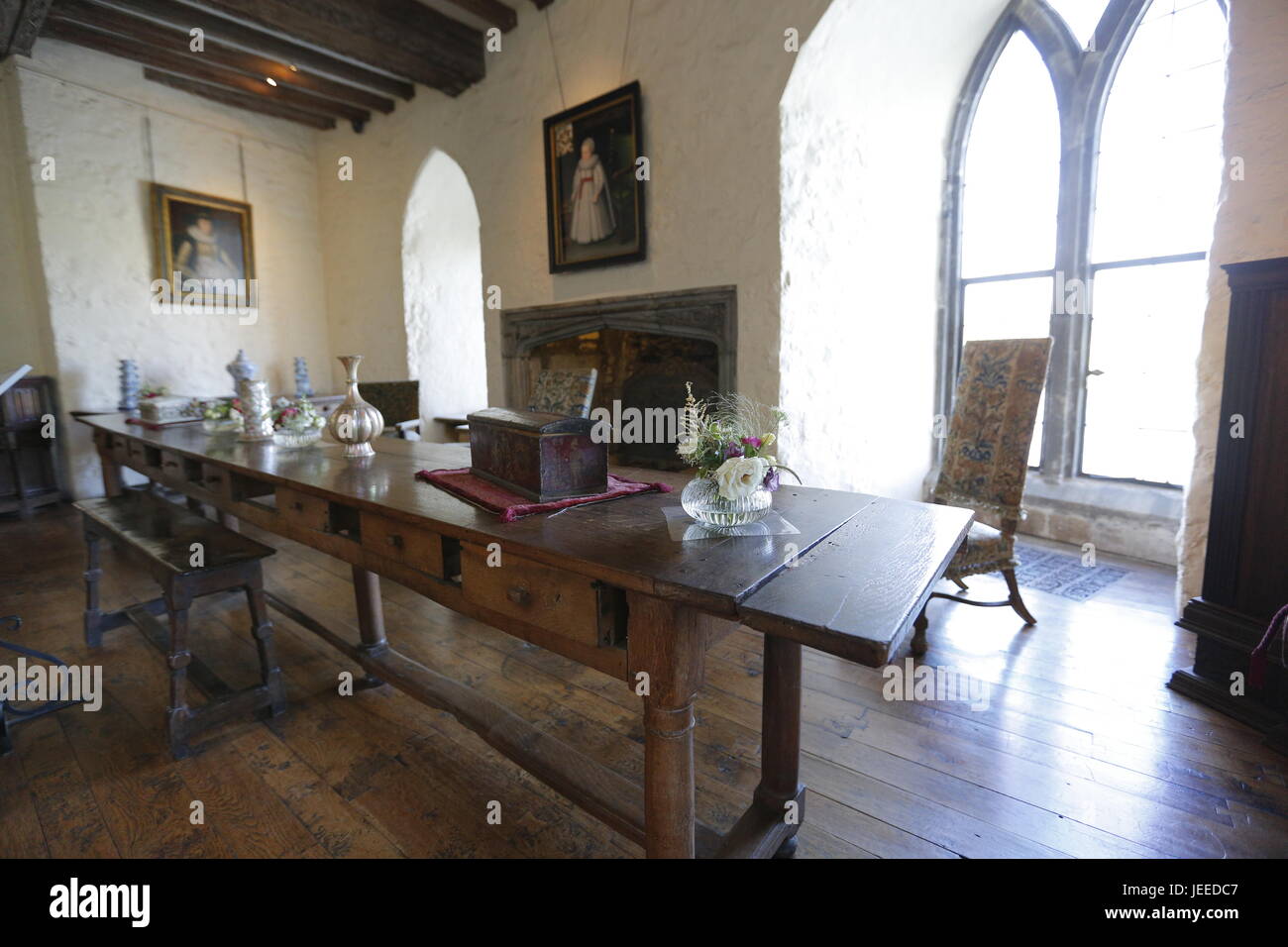 Leeds castle interior design hi-res stock photography and images - Alamy