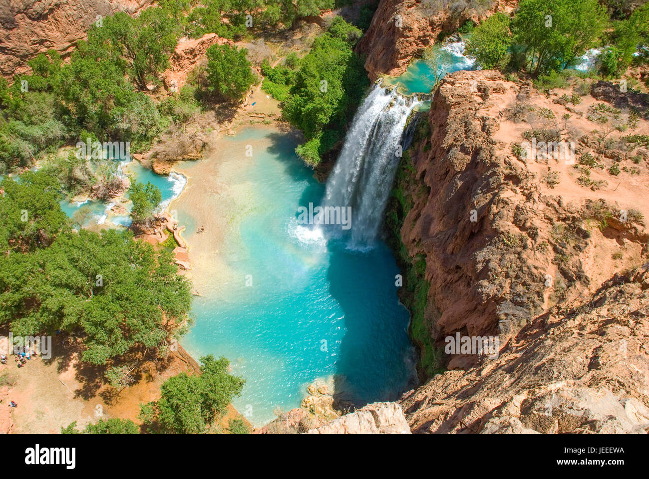 Havasu Falls in the daytime from the mesa above the falls. Wonderfull ...