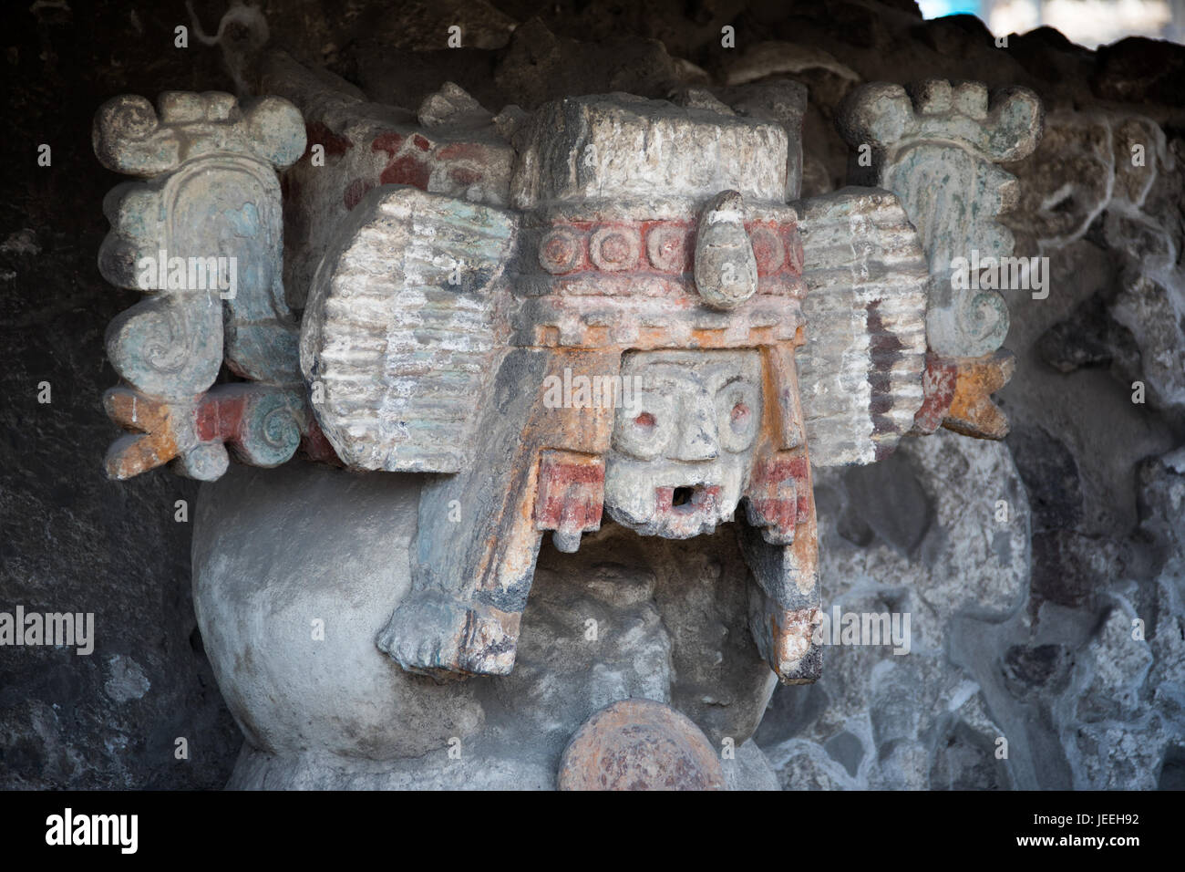 Aztec statue hi-res stock photography and images - Alamy