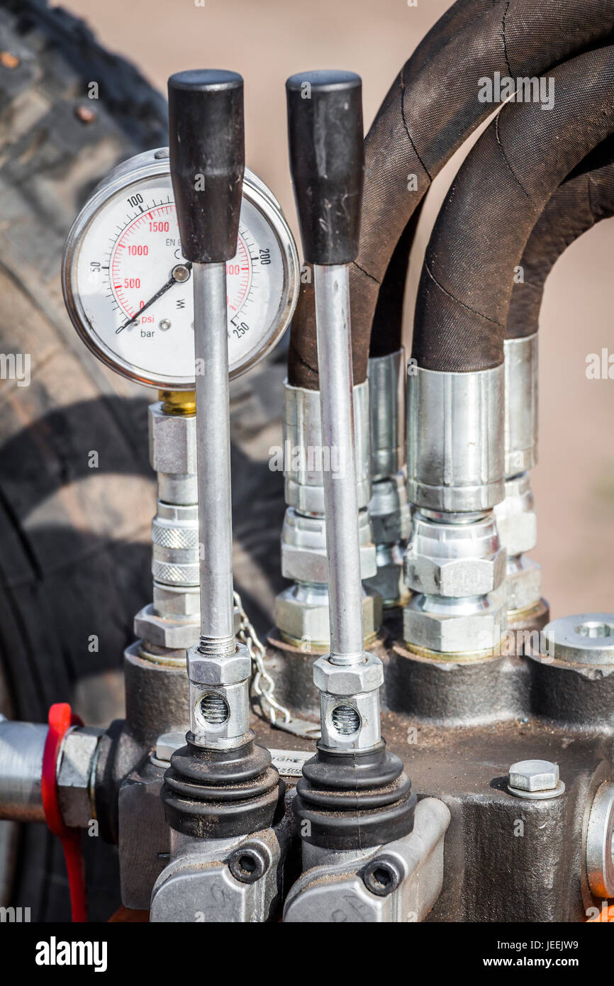 Hydraulic levers hi-res stock photography and images - Alamy