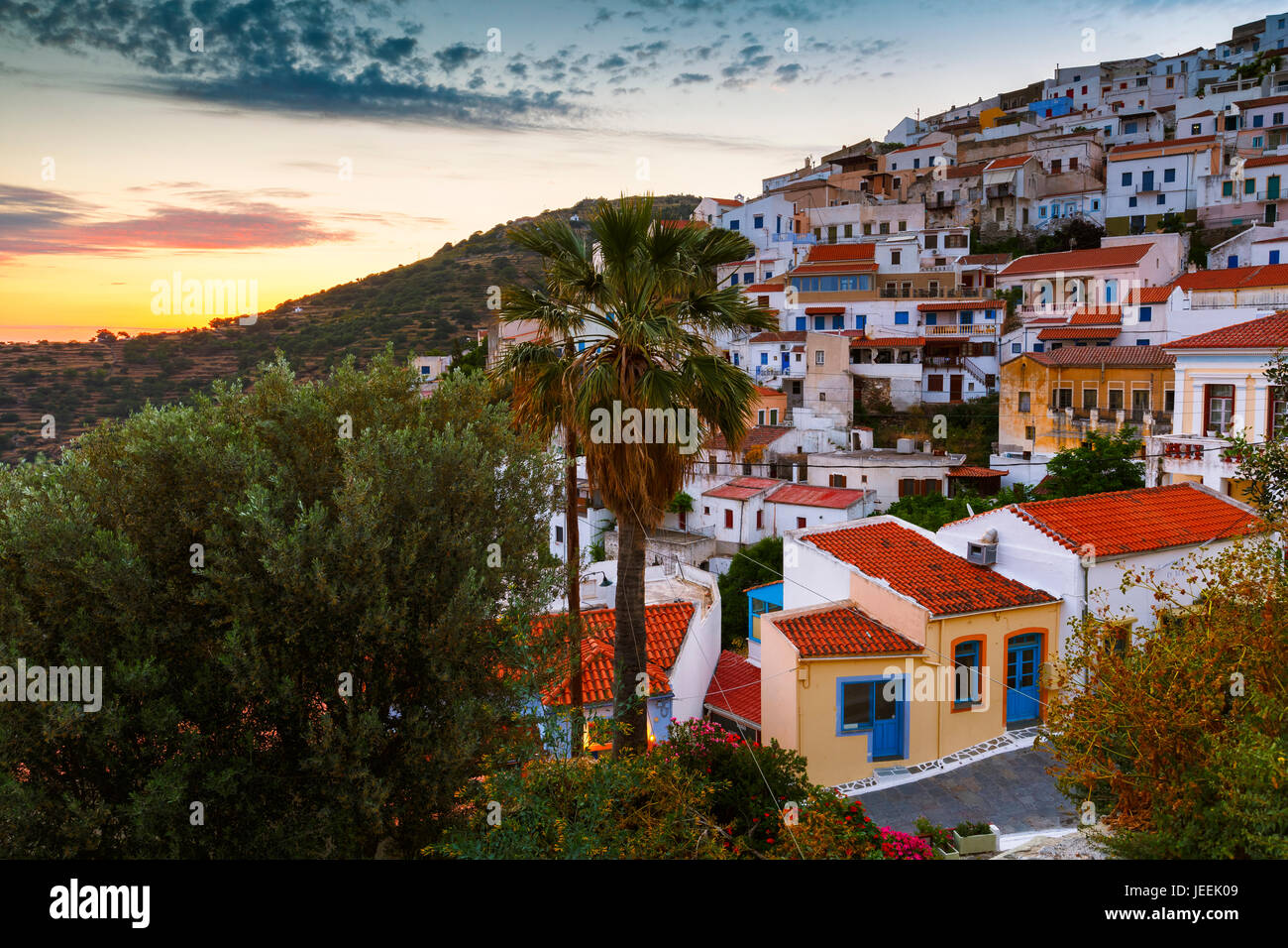 View of Ioulida village on Kea island in Greece Stock Photo - Alamy