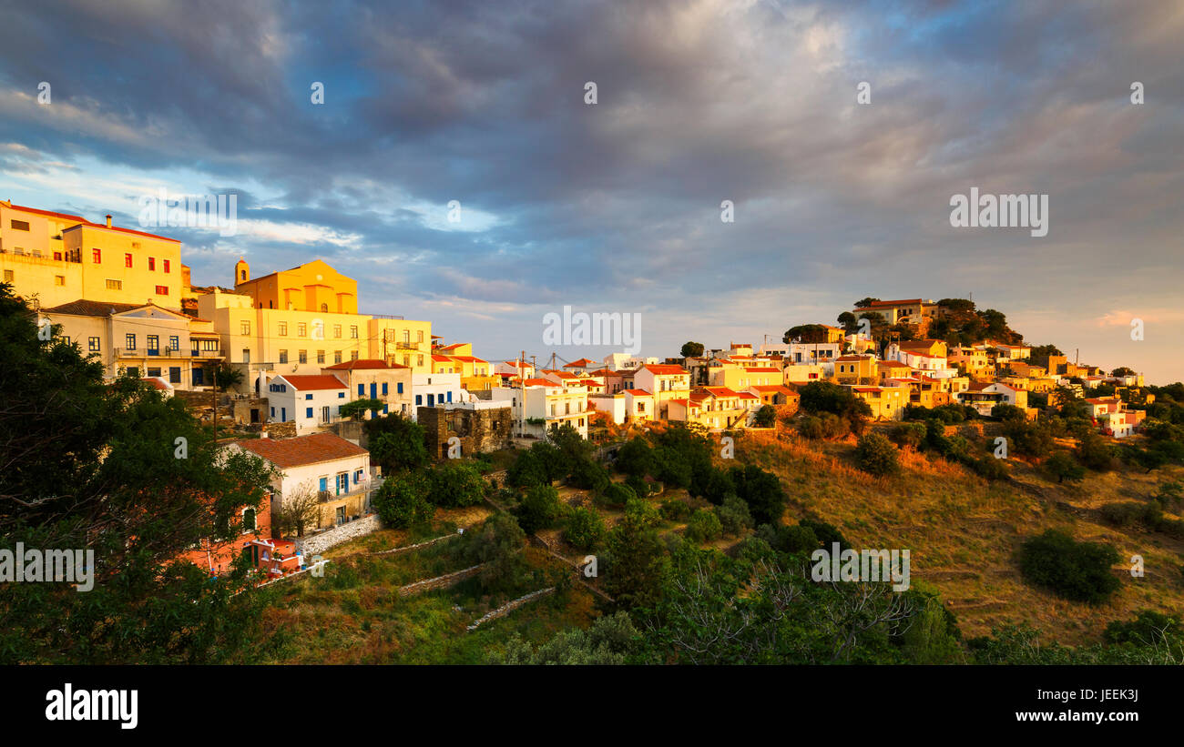 View of Ioulida village on Kea island in Greece Stock Photo - Alamy