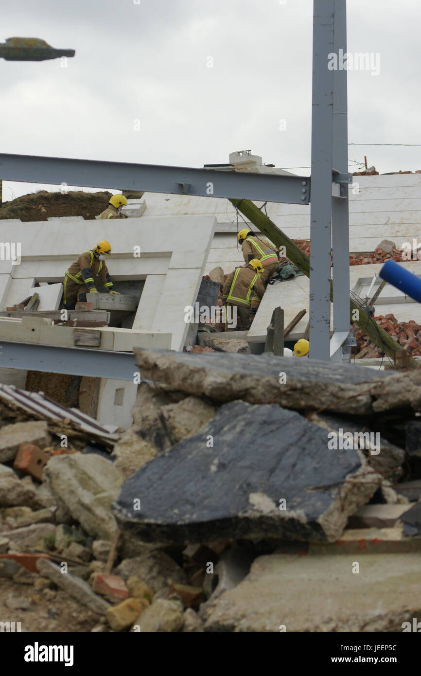 Pancake collapse hi-res stock photography and images - Alamy