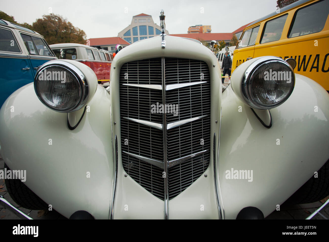 Show motor hi-res stock photography and images - Alamy