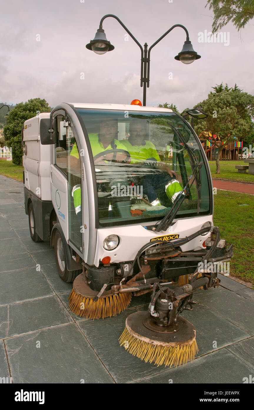 Vehicle cleaning service hi-res stock photography and images - Alamy
