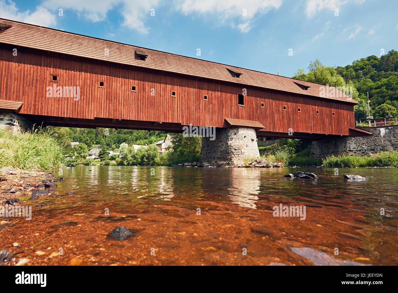 Country road wooden bridge hi-res stock photography and images - Alamy