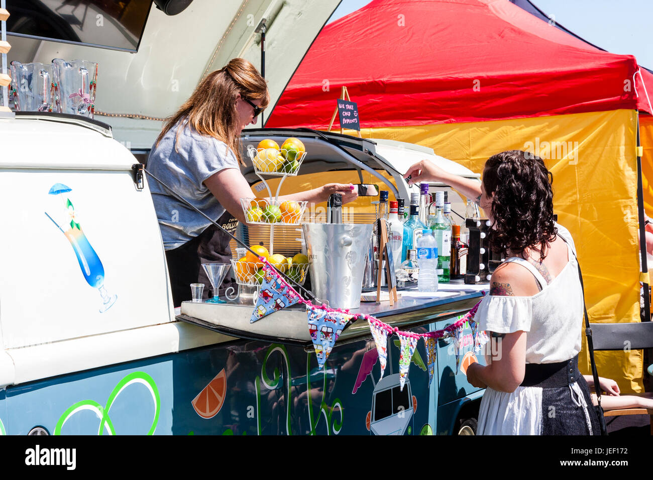 Drink bar in van hi-res stock photography and images - Alamy