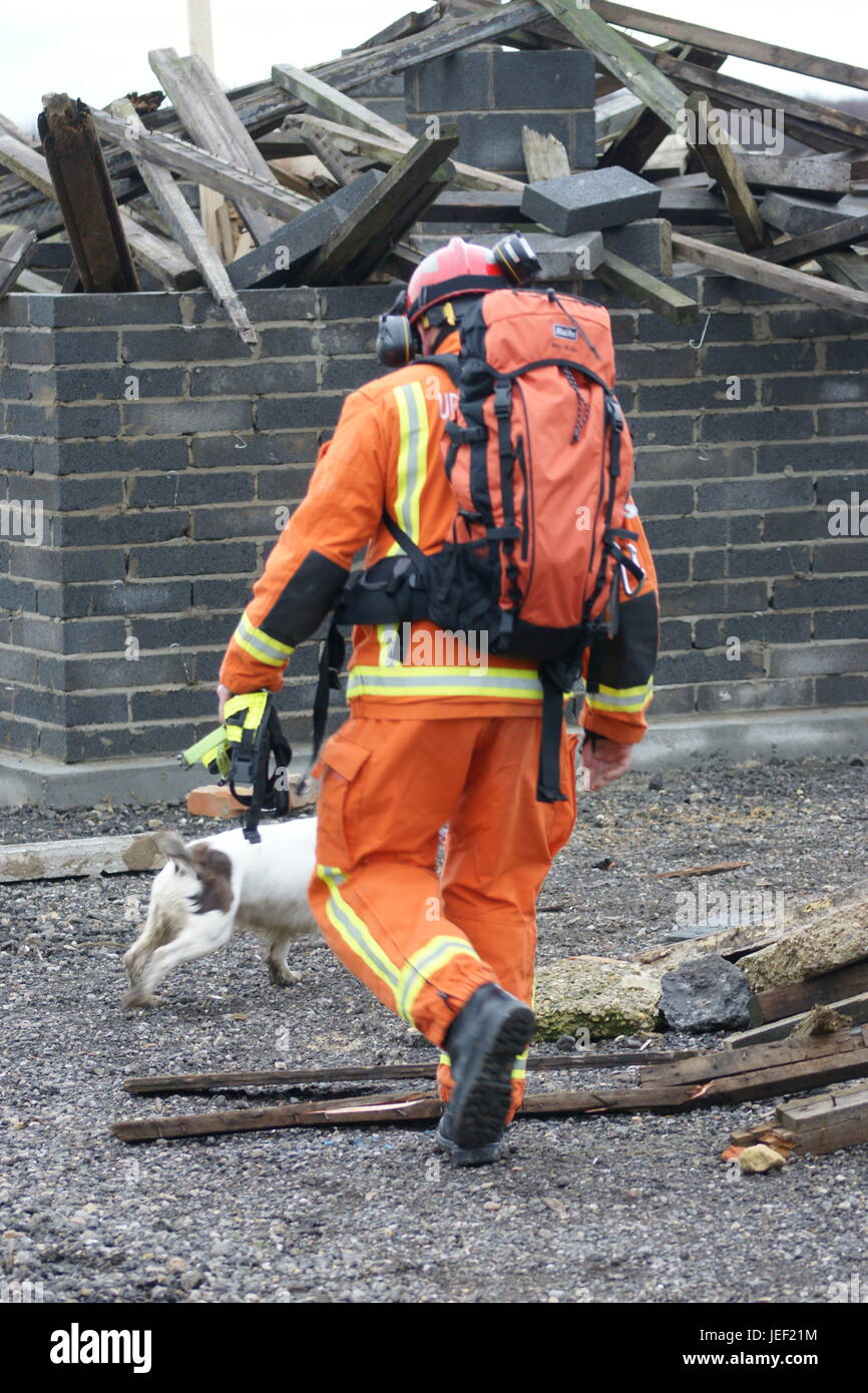 Fire rescue usar rescue equipment hi-res stock photography and images ...