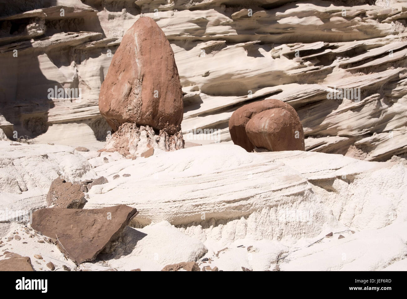 The Sidestep canyon lies in the White sandy area of the Grand Staircase ...