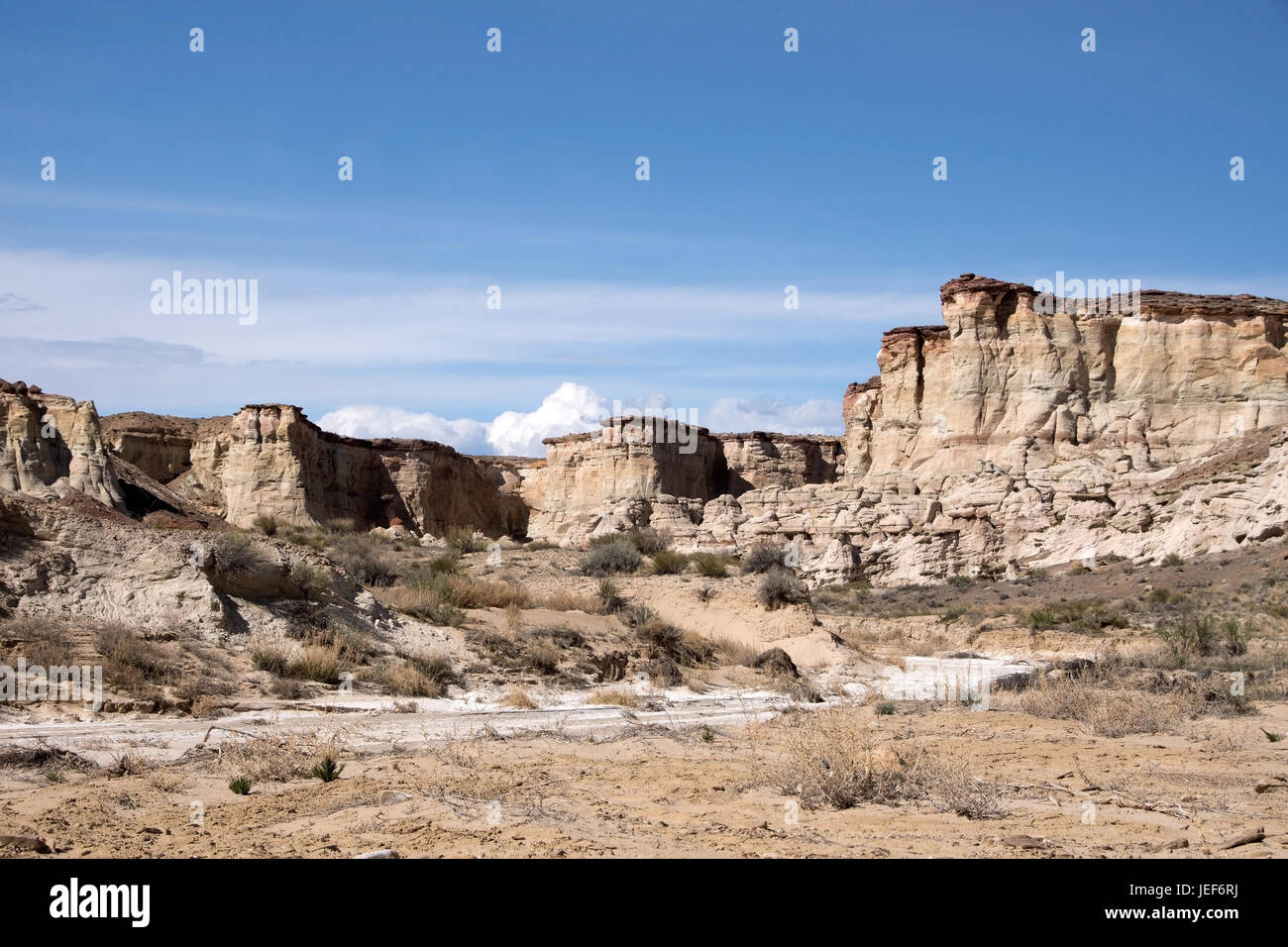 The Sidestep canyon lies in the White sandy area of the Grand Staircase ...