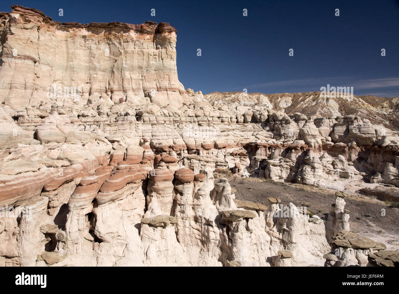 The Sidestep canyon lies in the White sandy area of the Grand Staircase ...