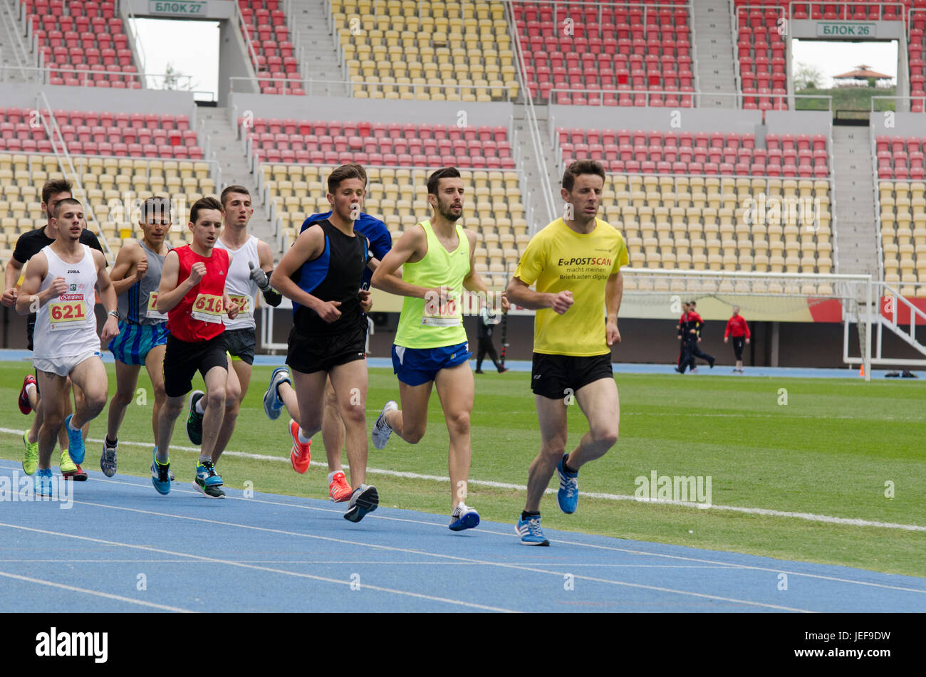 Athletic action athletes hi-res stock photography and images - Alamy