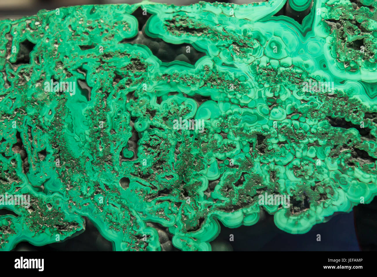 Raw malachite hi-res stock photography and images - Alamy