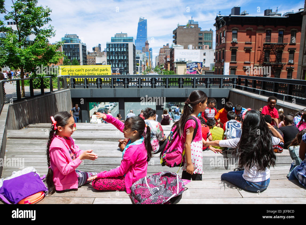 Children playing high line new york hi-res stock photography and images ...