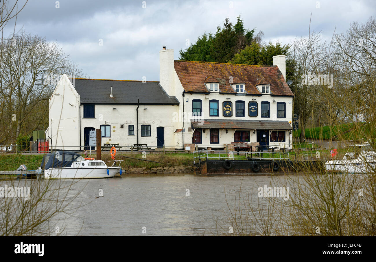 The Haw Bridge Inn on the banks of the River Severn below Tewkesbury ...