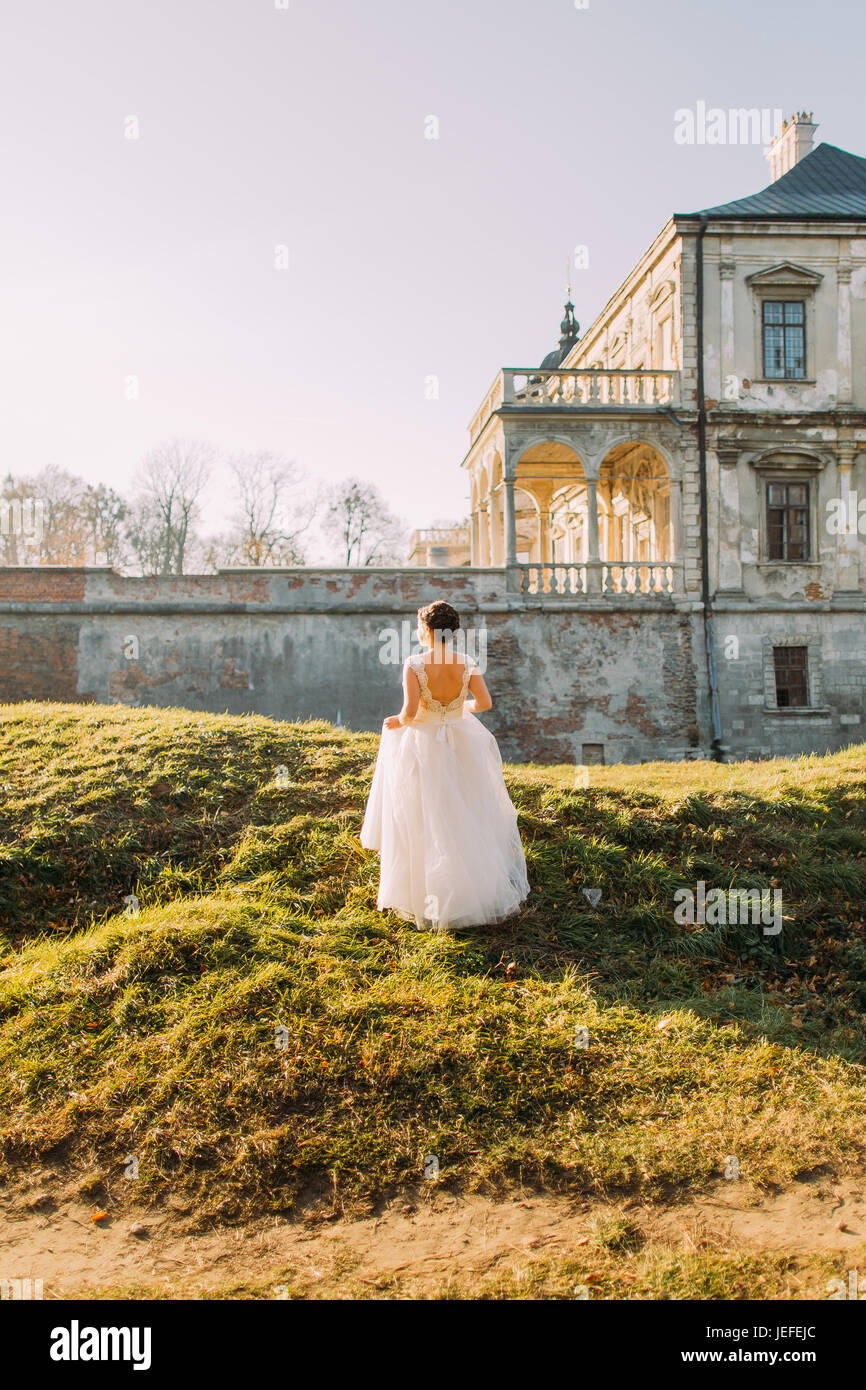 Silk2 hi-res stock photography and images - Alamy