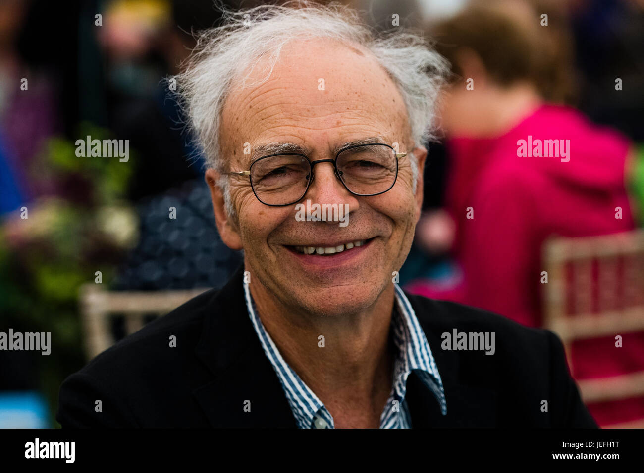 Peter Singer's Instagram, Twitter & Facebook on IDCrawl