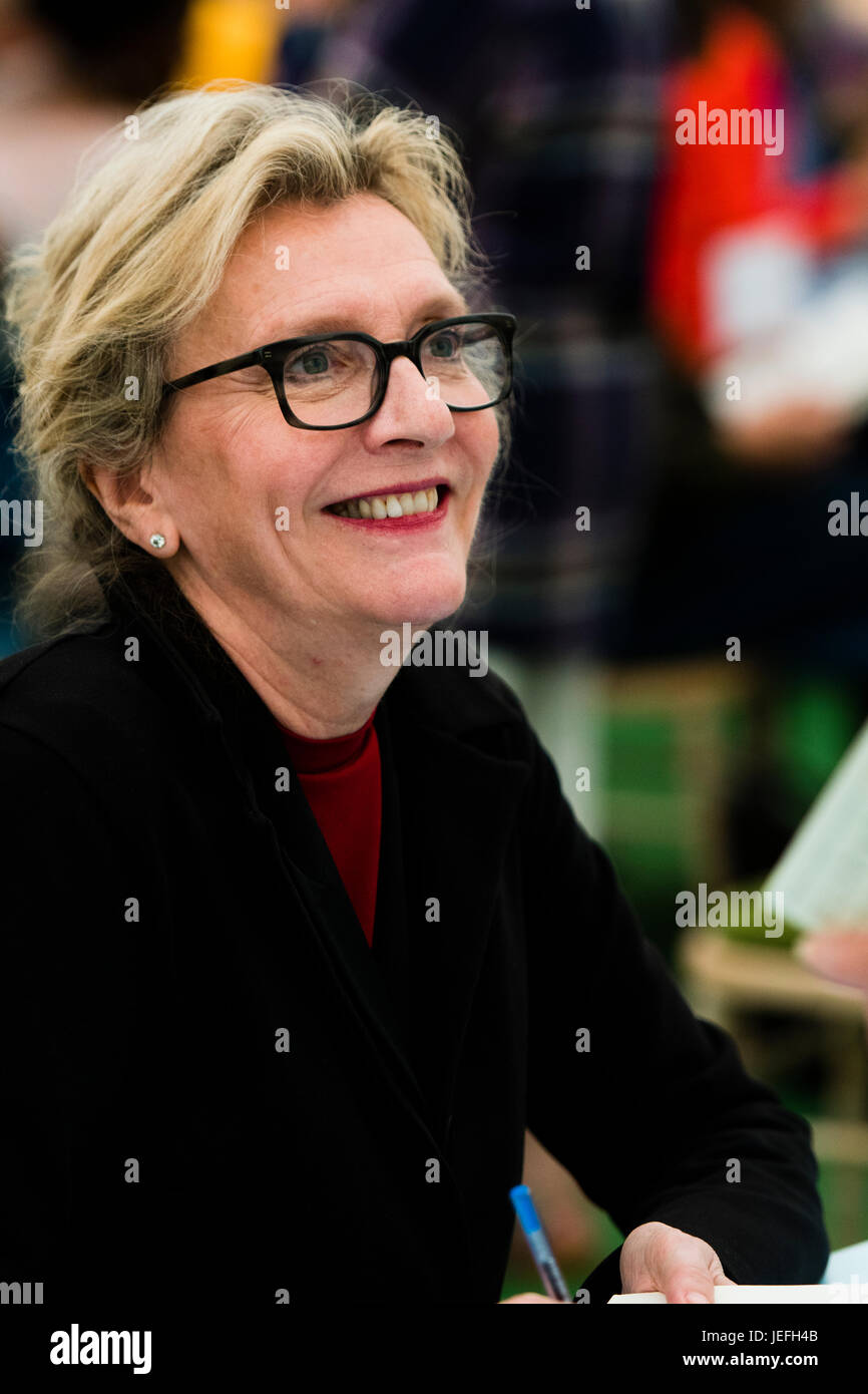 Elizabeth Strout Book High Resolution Stock Photography and Images - Alamy