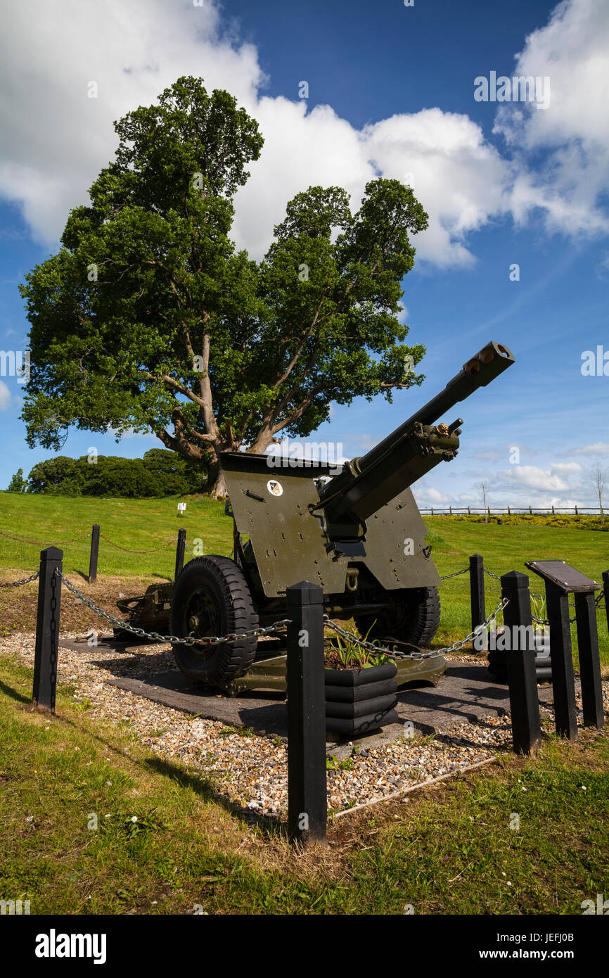 25 pounder field gun hi-res stock photography and images - Alamy