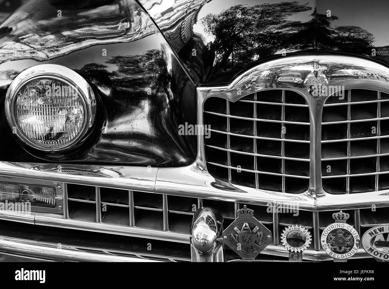 Packard car logo hi-res stock photography and images - Alamy