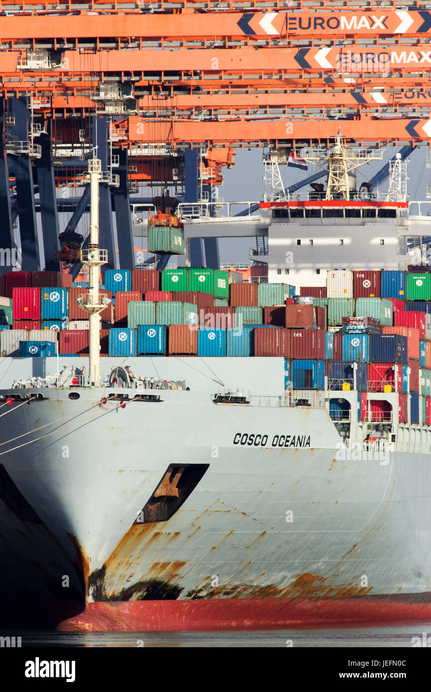 Cosco shipping container ship loading and unloading hi-res stock ...