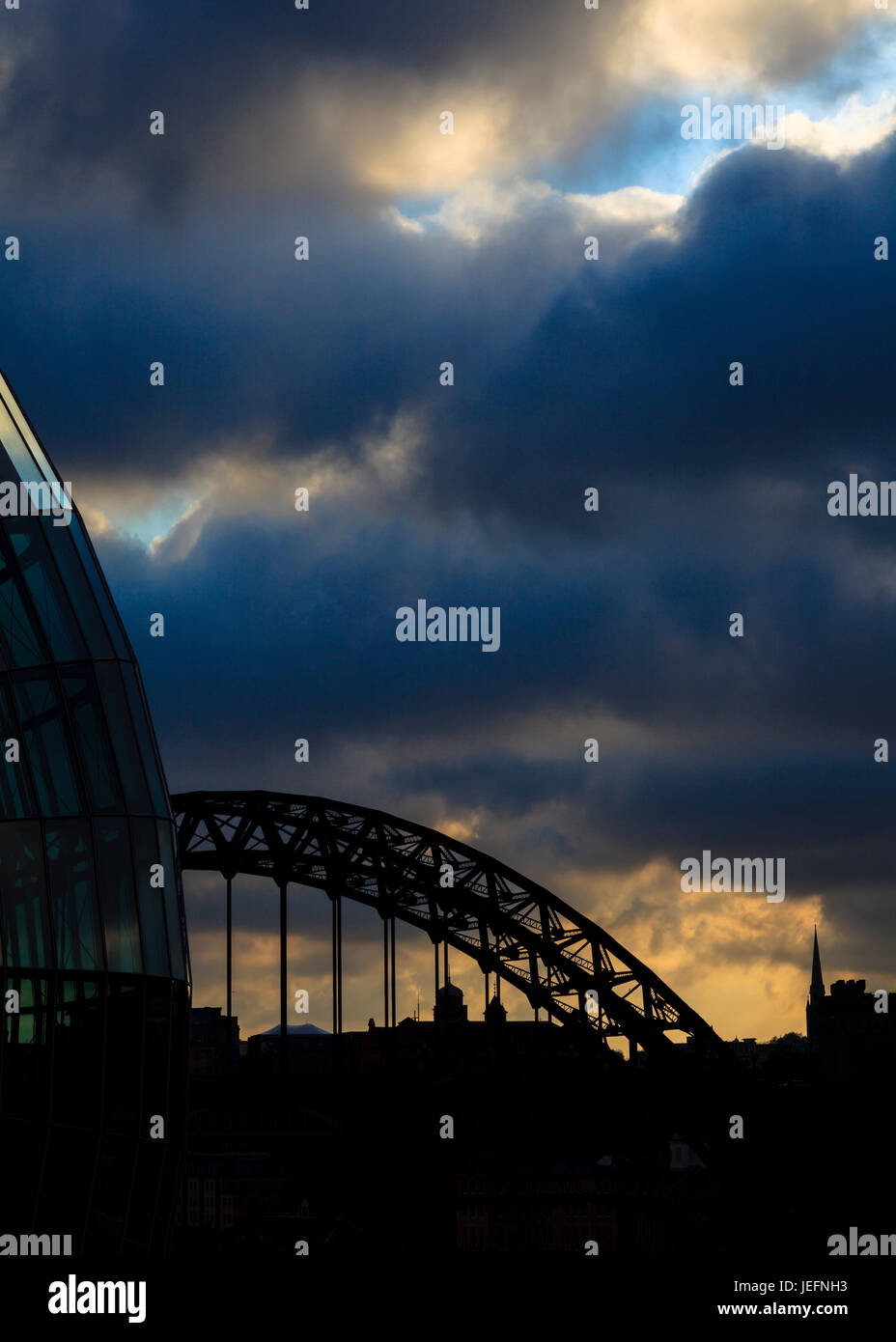 Newcastle Silhouette. The Sage Centre and the Tyne Bridge silhouetted ...