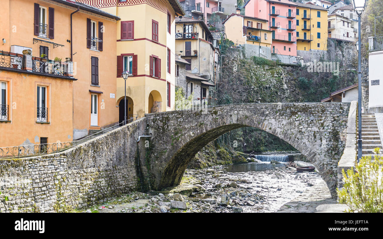 old stone bridge in a rural village Stock Photo - Alamy
