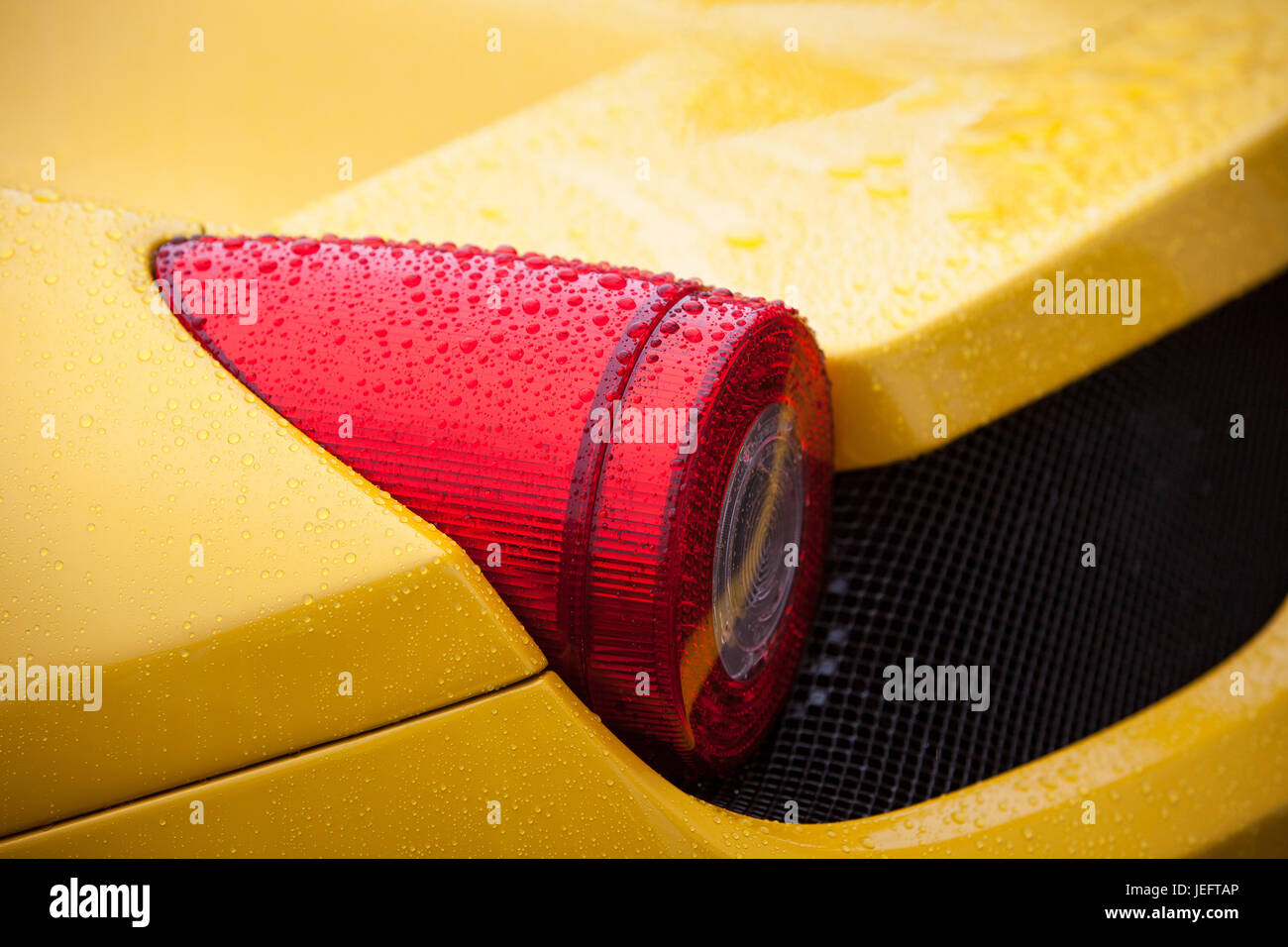 Yellow light classic car hi-res stock photography and images - Alamy