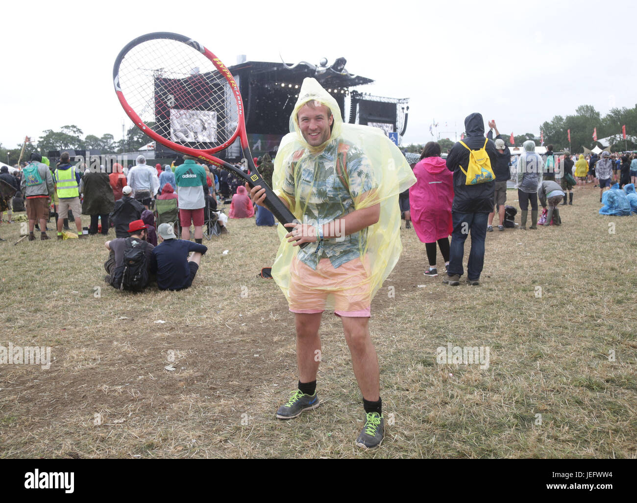 Giant tennis racket hi-res stock photography and images - Alamy