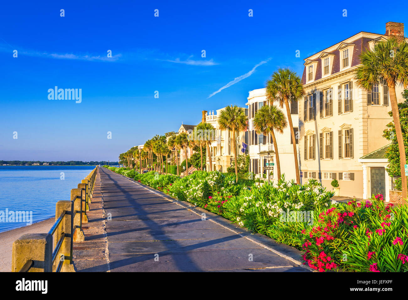 South battery street hi-res stock photography and images - Alamy
