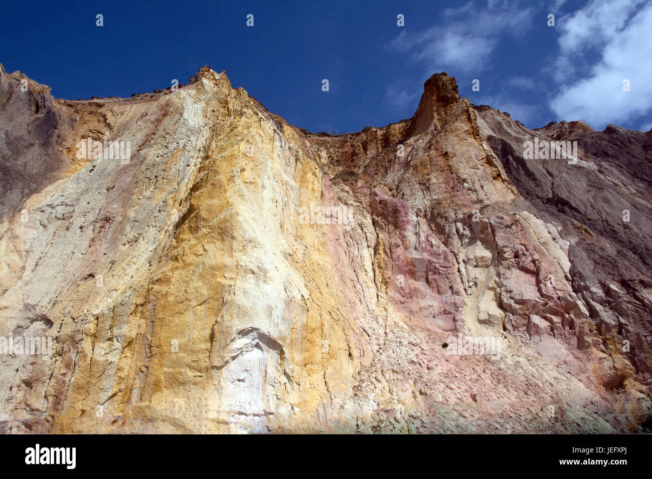 Alum bay coloured cliffs hi-res stock photography and images - Alamy