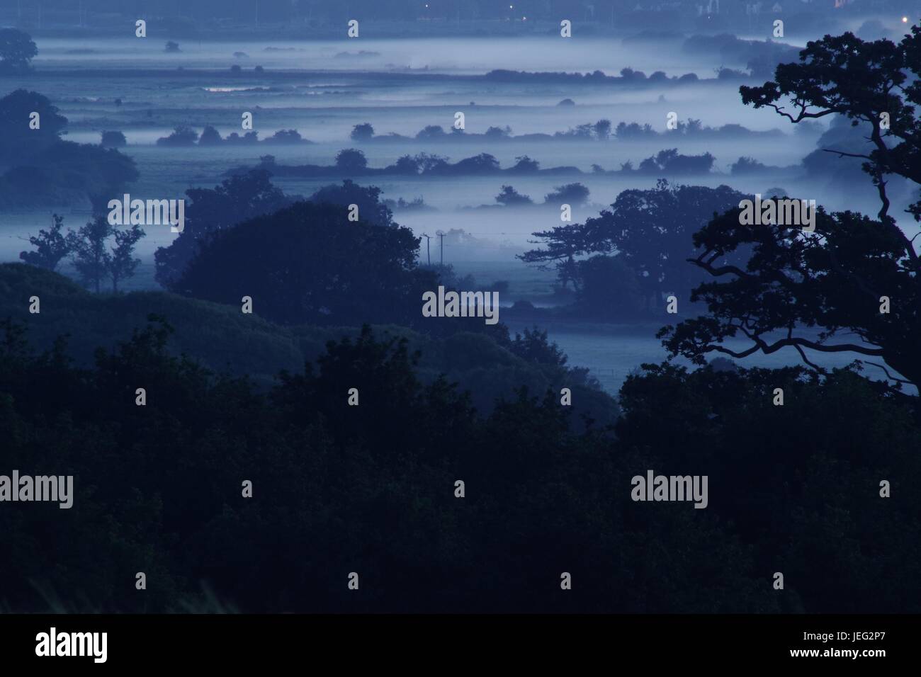 Marsh mist uk morning heavy hi-res stock photography and images - Alamy